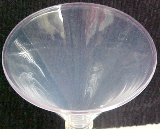 steubenelegantglassantiquesvintagestarcenternantiquemall